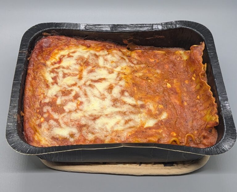 Bremer Family Lasagna with Meat Sauce | Aldi Reviewer