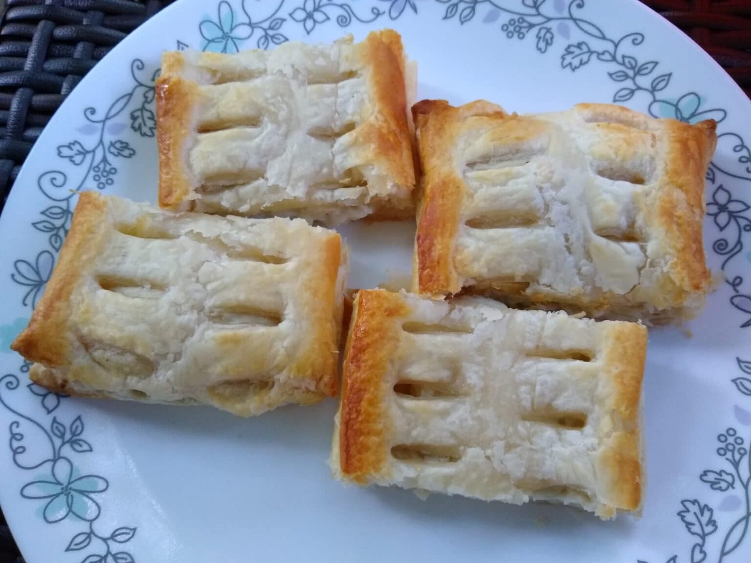 Deutsche Küche Artichoke & Cheese Strudel | Aldi Reviewer
