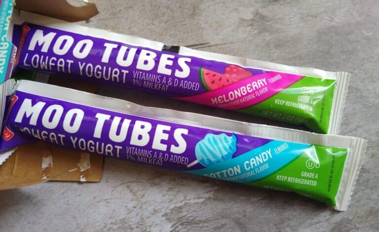 Friendly Farms Moo Tubes Lowfat Yogurt | Aldi Reviewer