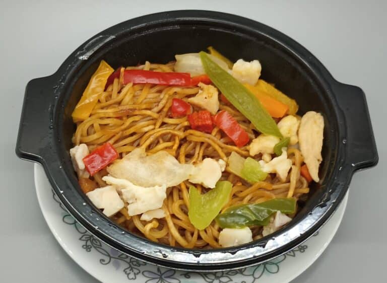 Park Street Deli General Tsao's Chicken Bowl and Szechuan Lo Mein ...