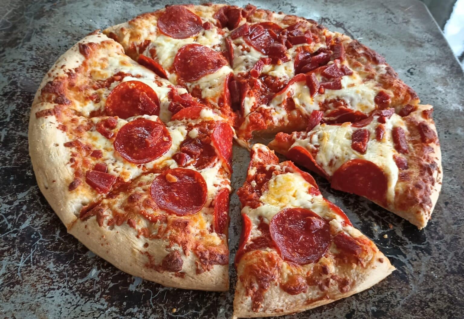 Mama Cozzi's Rising Crust Pizzas | Aldi Reviewer