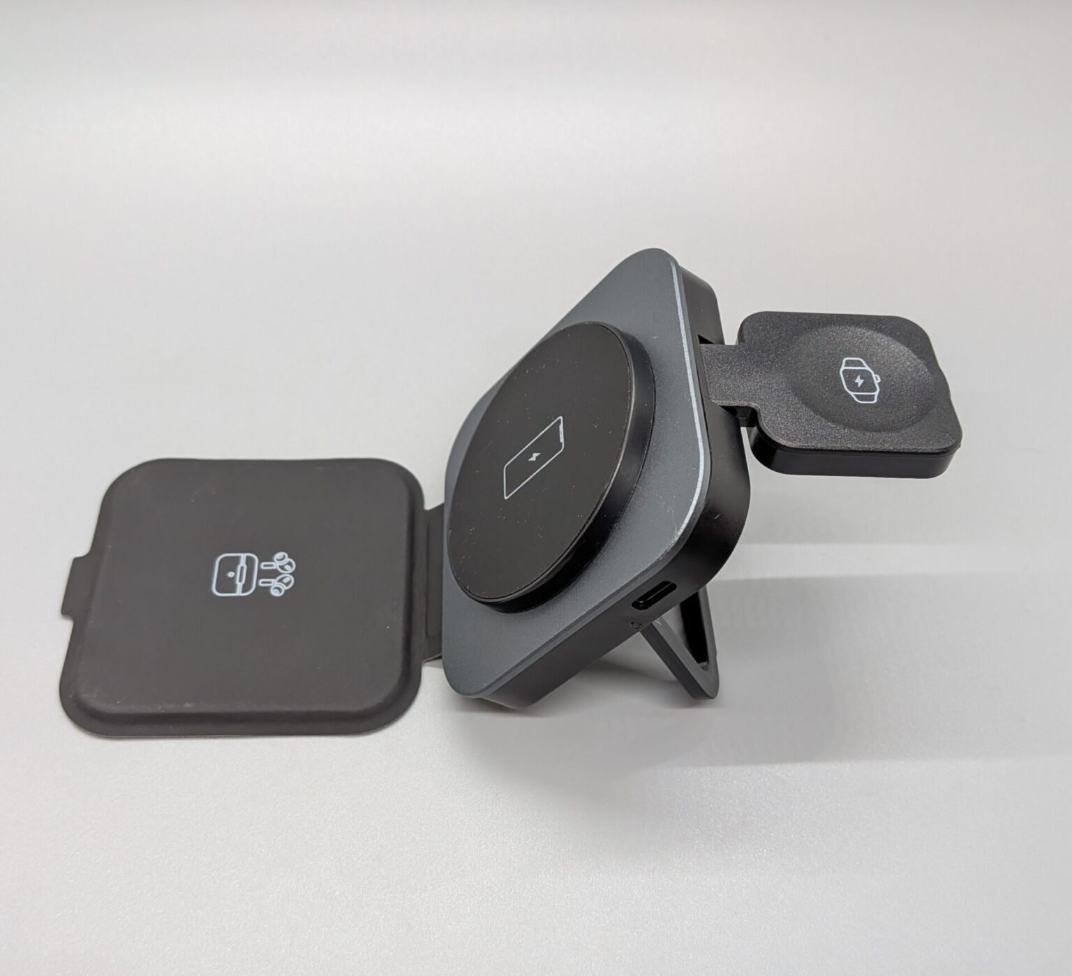 Bauhn MagCharge 3-in-1 Charging Bundle | Aldi Reviewer